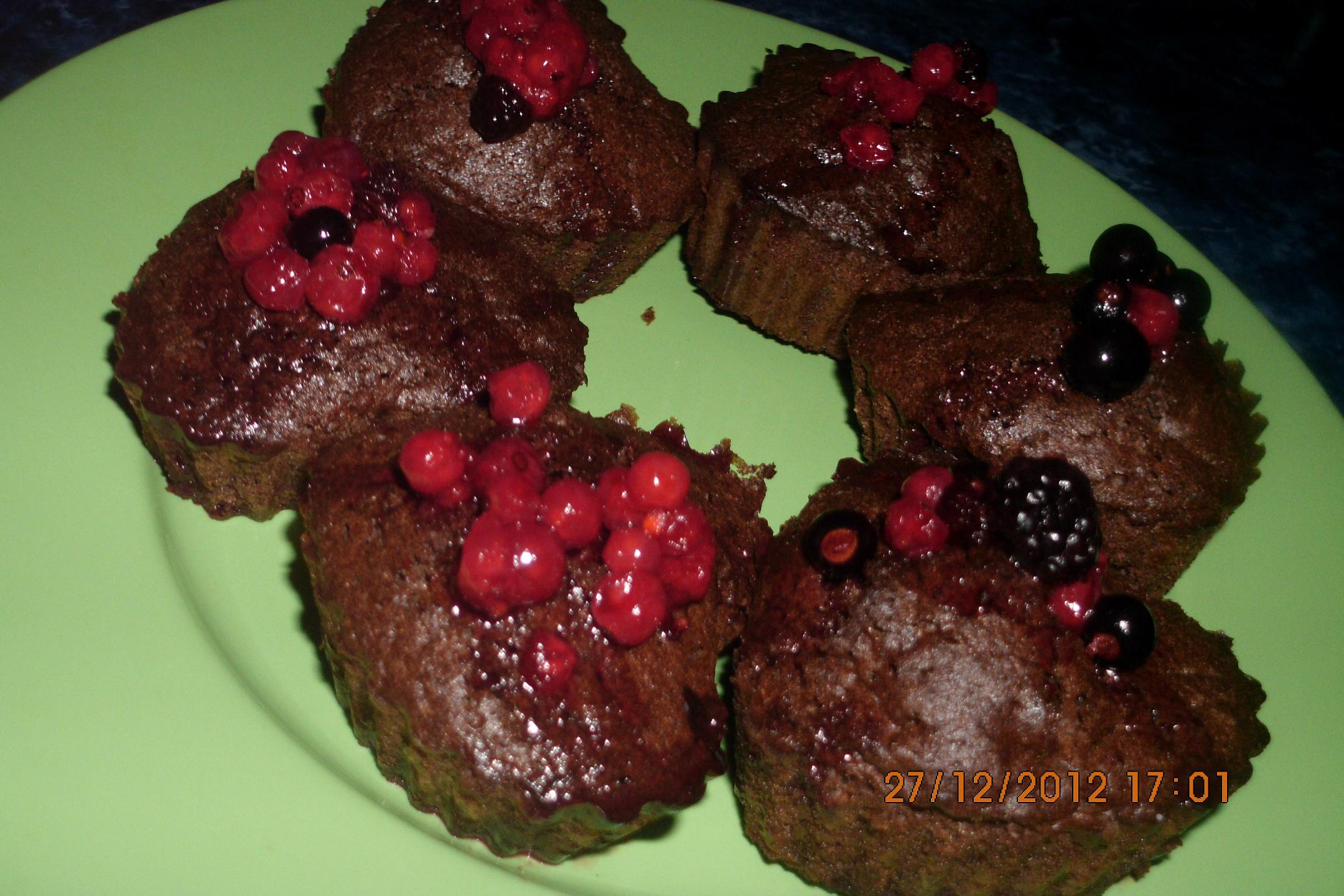 Briose cu fructe de padure | Retetele Tale