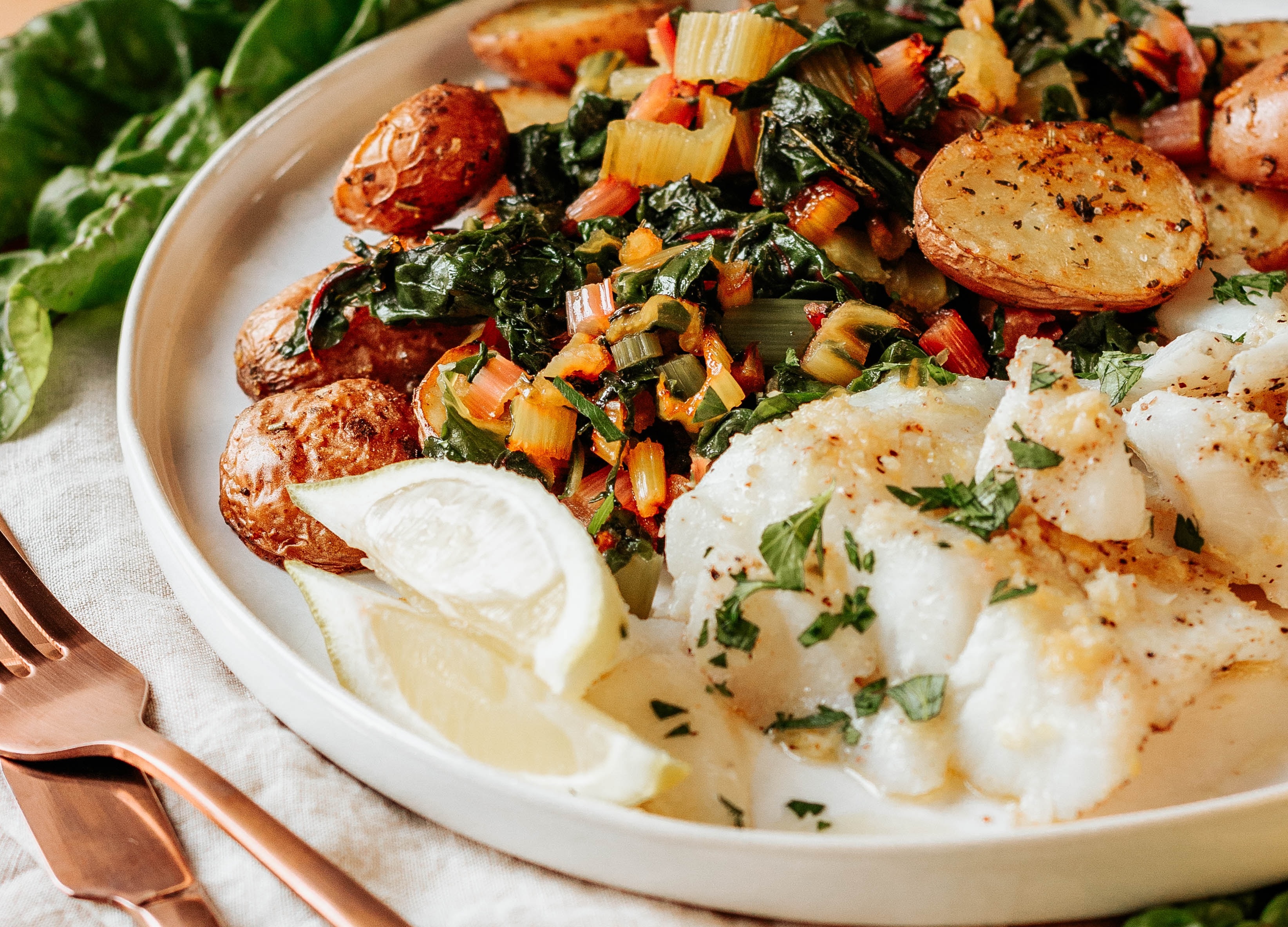 File de cod pe pat de cartofi | Retetele Tale