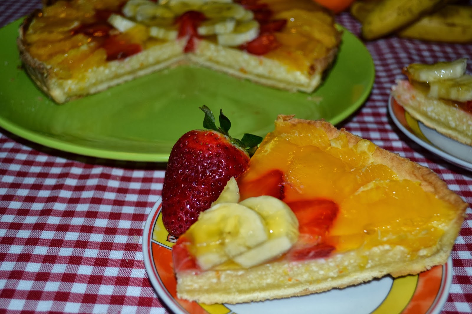 Tarta cu branza si fructe | Retetele Tale