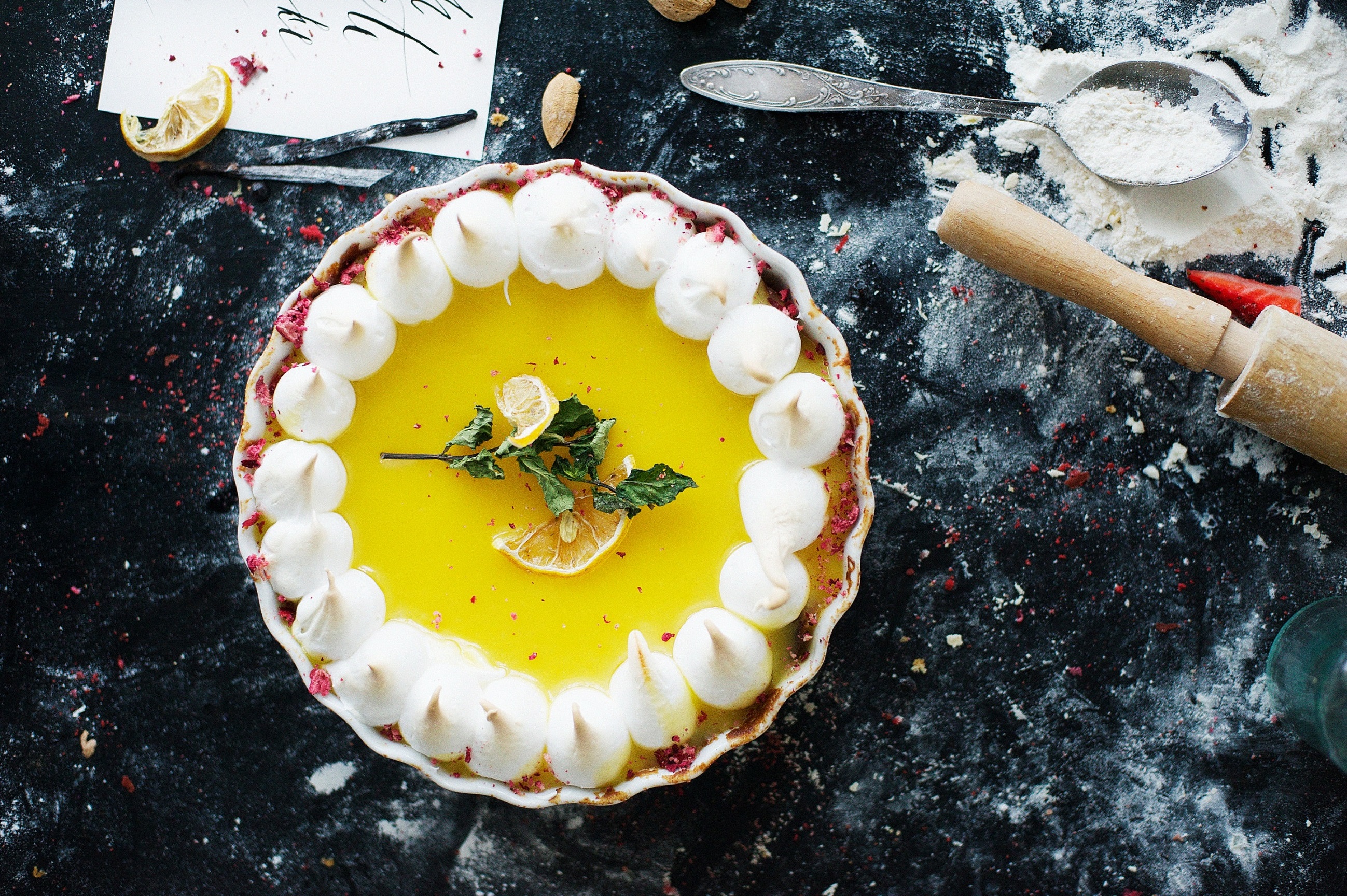 Tort cu jeleu de piersici | Retetele Tale