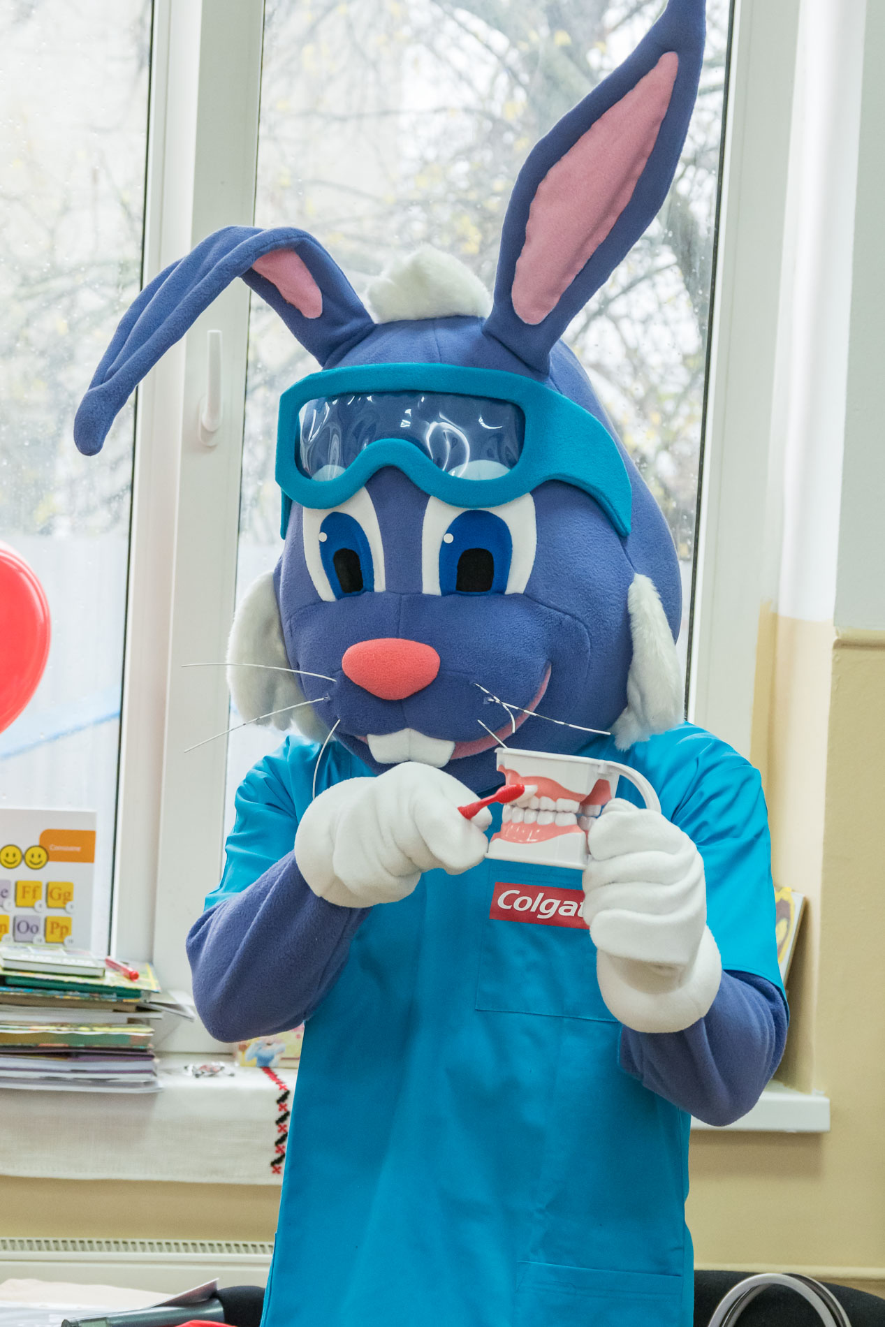 Colgate România și voluntarii Crucii Roșii Române învață 100.000 de ...